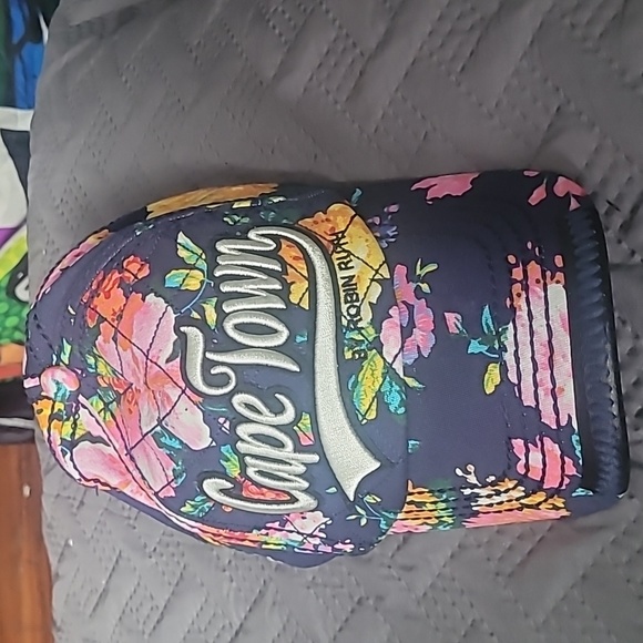 Robin Ruth | Accessories | Cape Town By Robin Ruth Hat | Poshmark